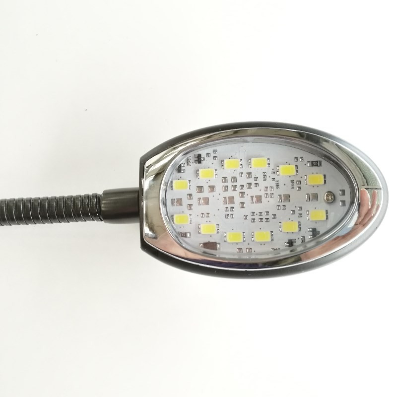 Liseuse 12V 2.2W à leds pour camping-car et bateau.
